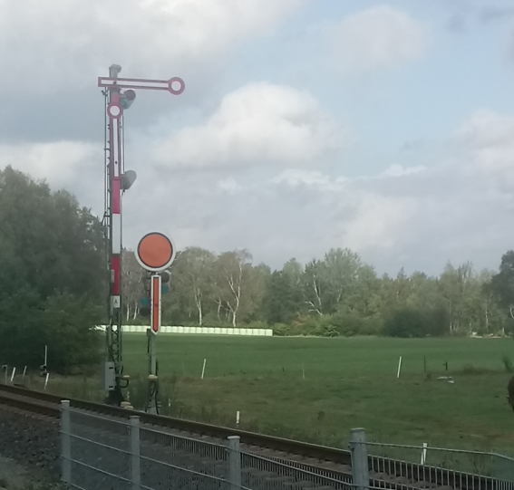 semaphore – the Brick Dane